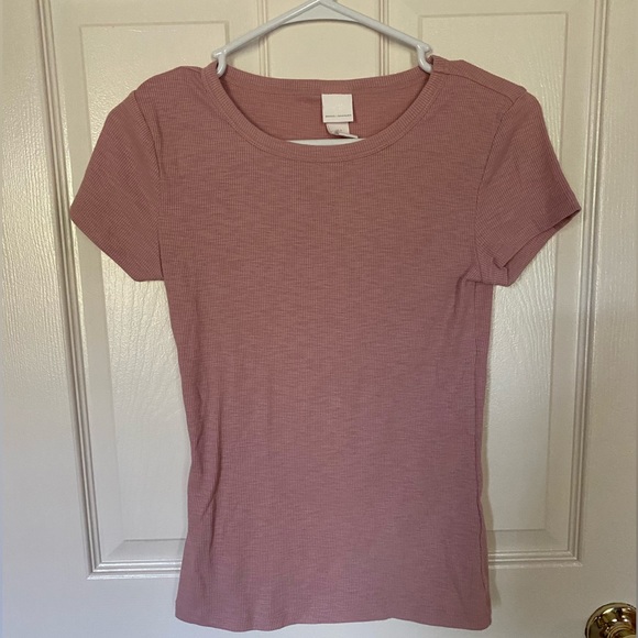 H&M | Tops | Hm Basic Tee | Poshmark